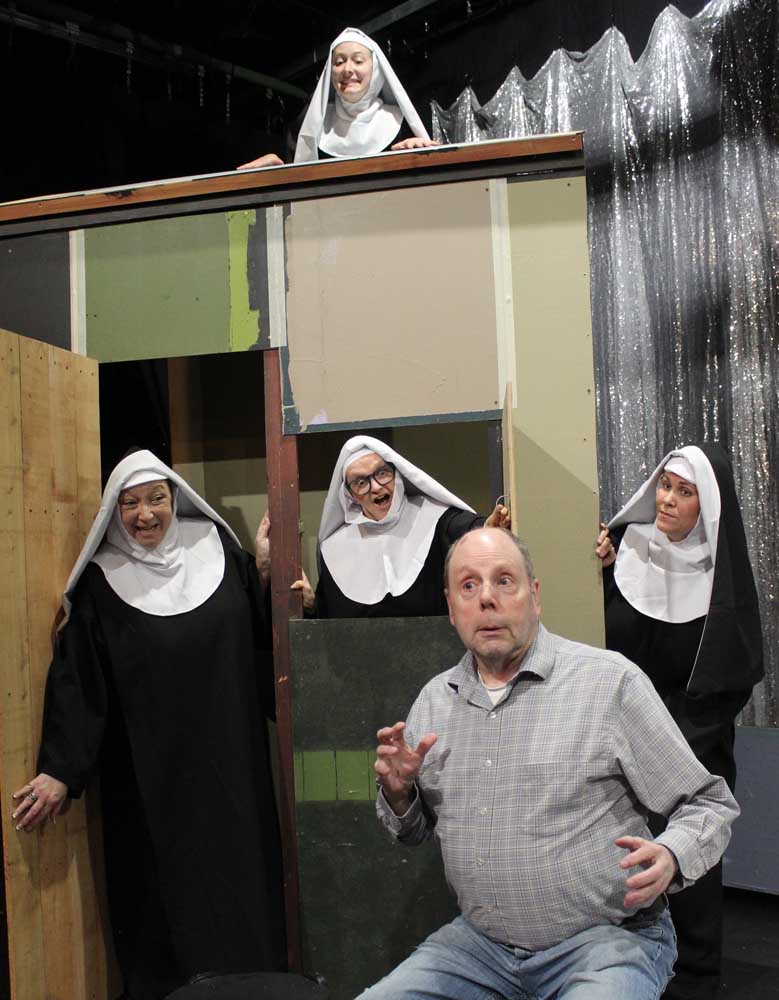 Retired priest delights in ‘ecumenical’ show theme | Seaside Signal