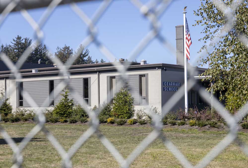Developer pitches old elementary school property for Gearhart public ...