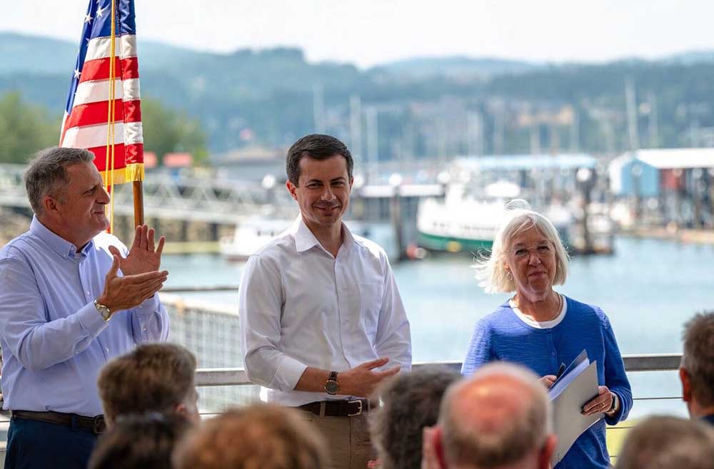 Transportation secretary makes brief swing through Portland | Seaside ...